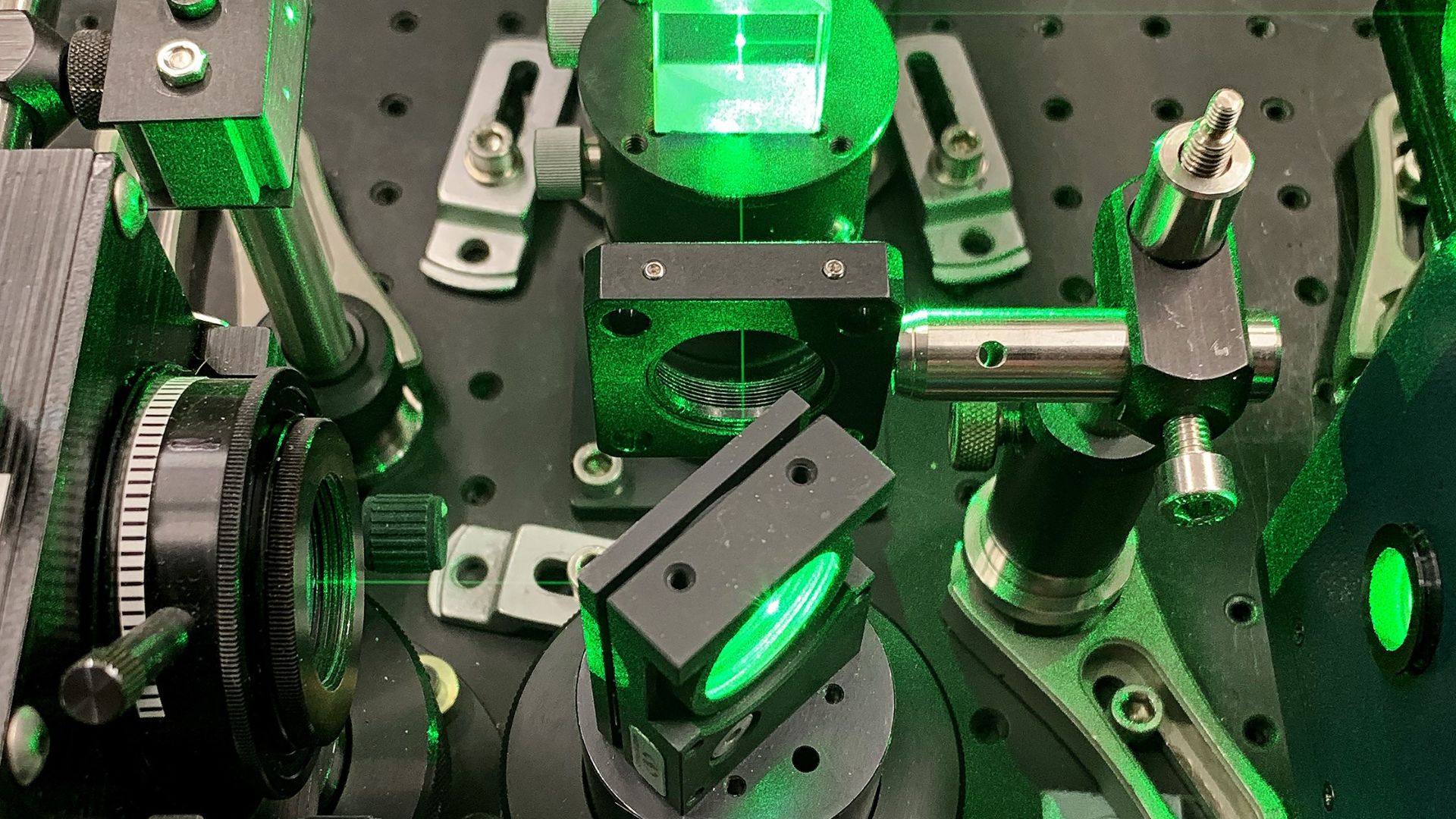 Rolls-Royce's new micro-reactor design could send humans to Mars ...