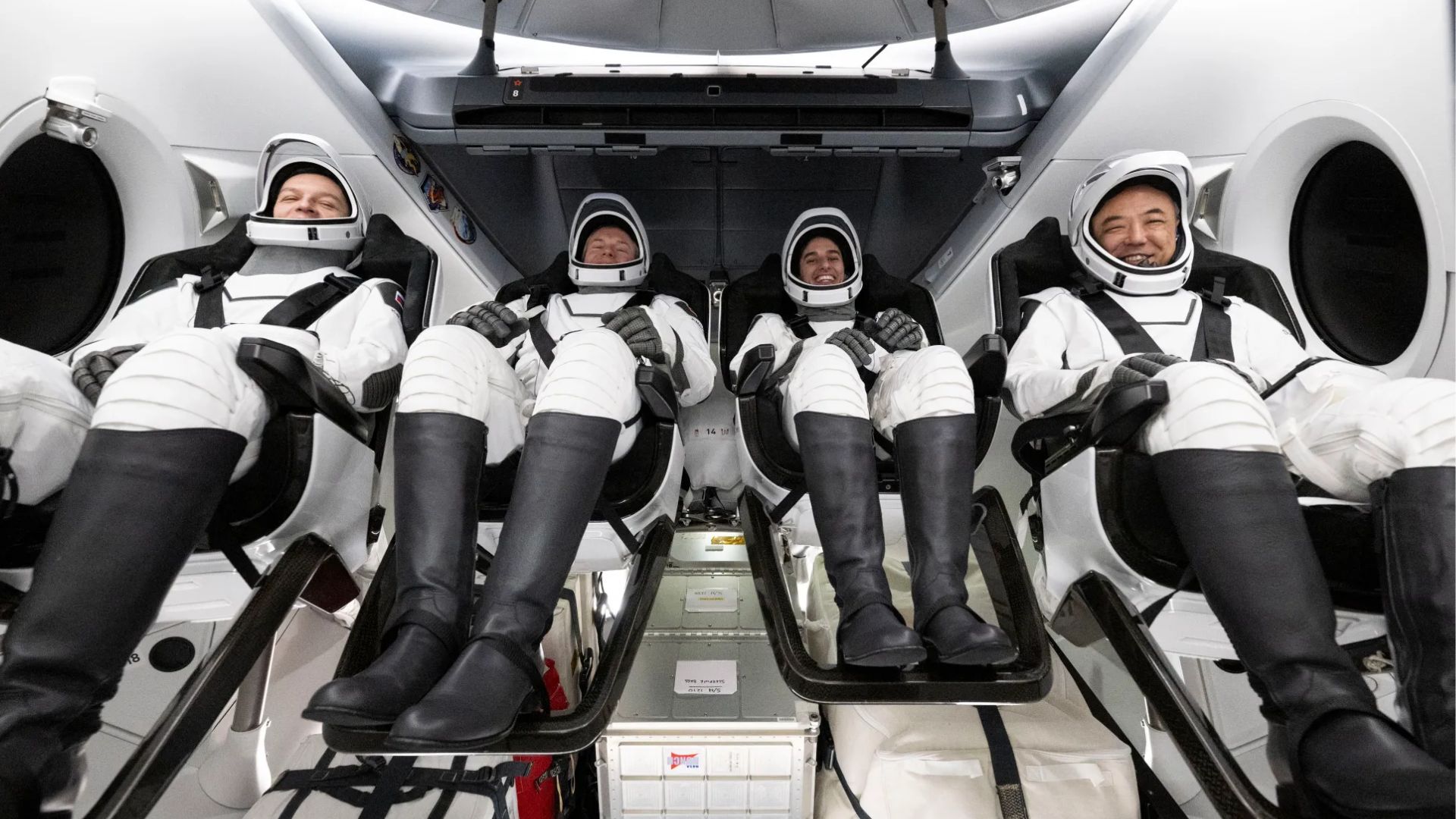 NASA's Crew-7 returns home after 199 days in orbit - Interesting Engineering