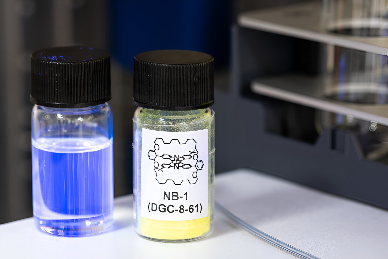 Research yields method for extended lifespan, high-definition OLED displays