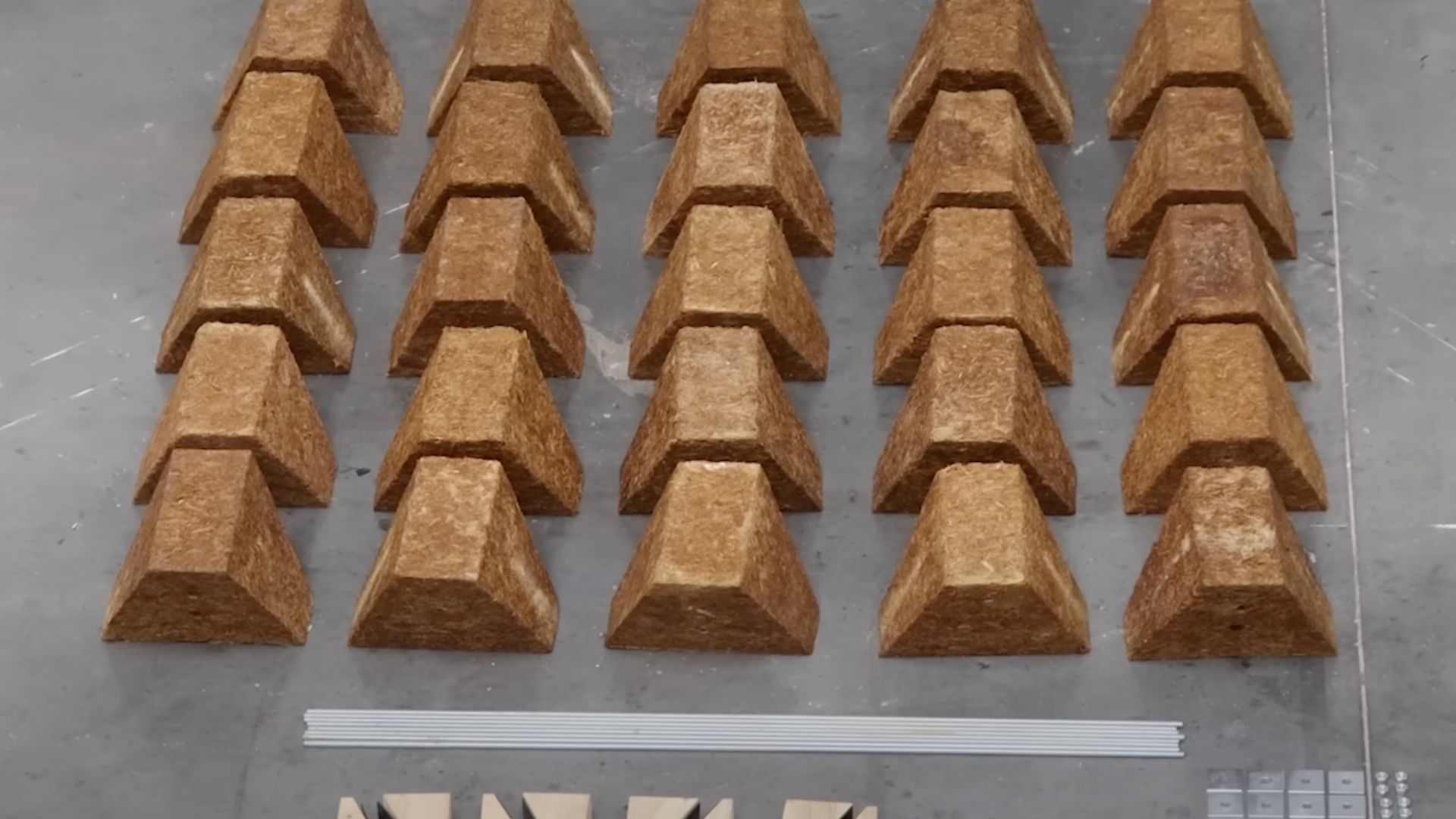 Experts create eco-friendly bricks from sugarcane waste - Interesting ...