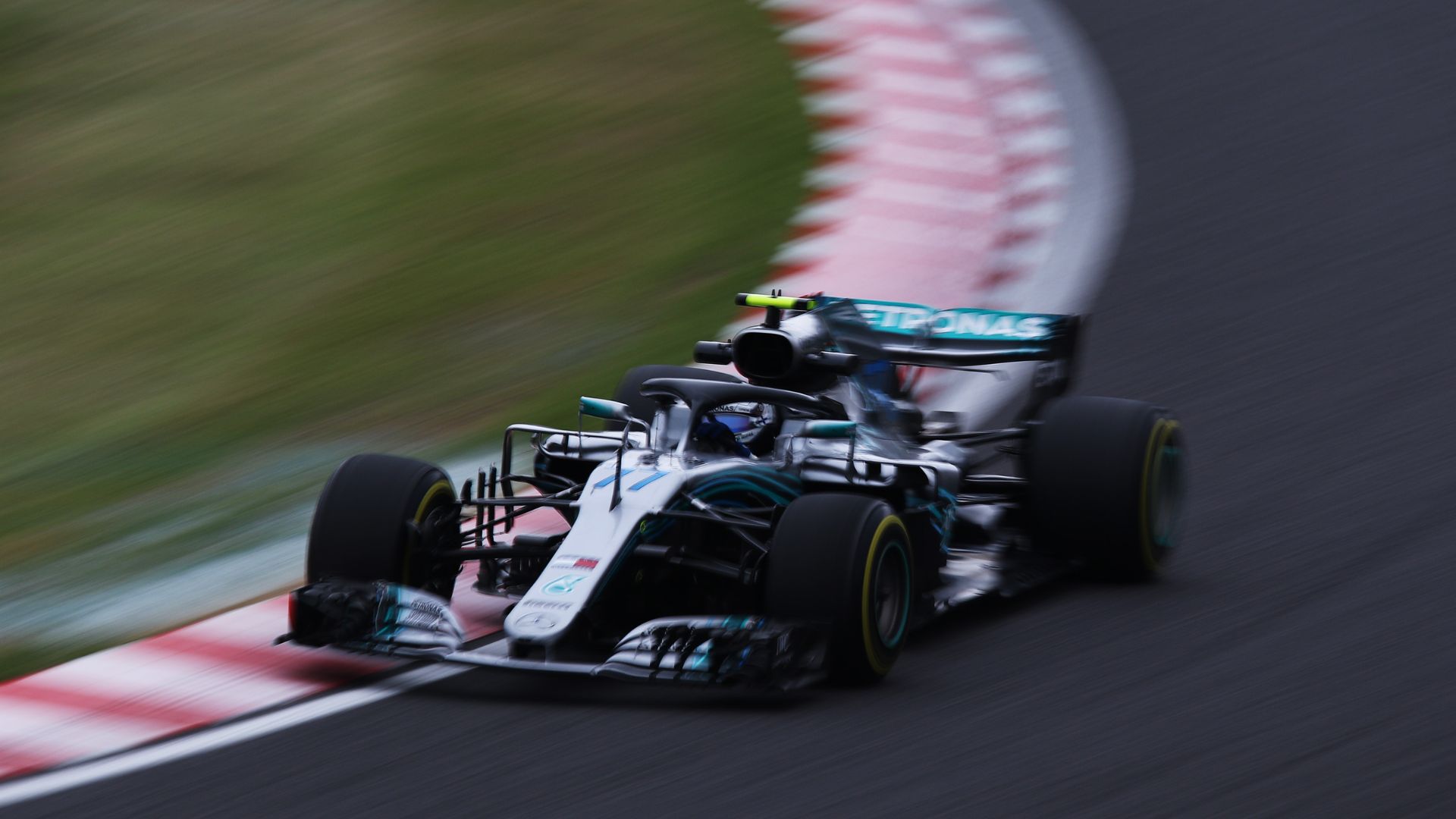 F1 drivers: elite athletes or fighter pilots?
