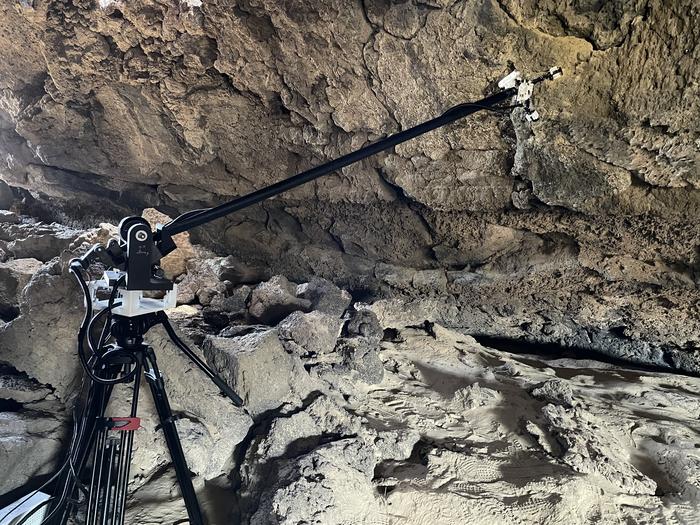 Spider-like robot could crawl into Mars’ congested caves to hunt life - Interesting Engineering