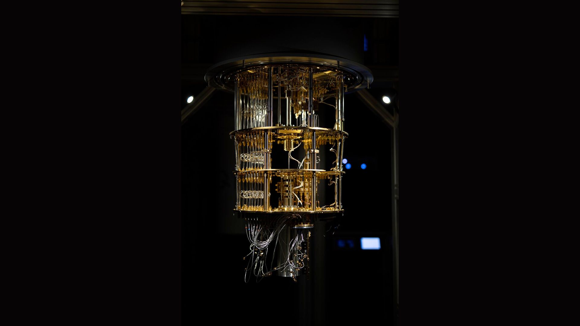 Scientists harness light in ultra-thin optical fibers - Interesting ...