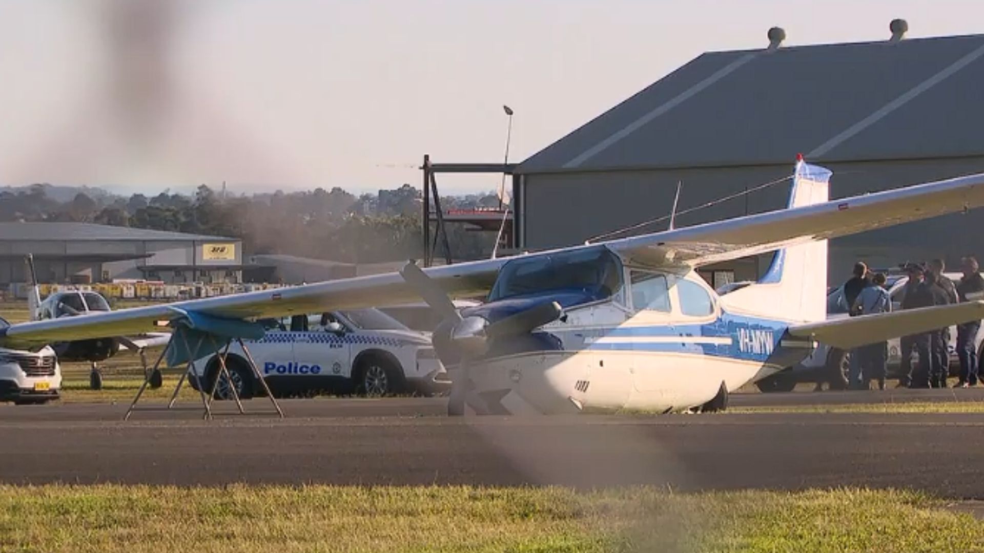 Pilot loses plane power, not will, crash lands after skimming rooftops