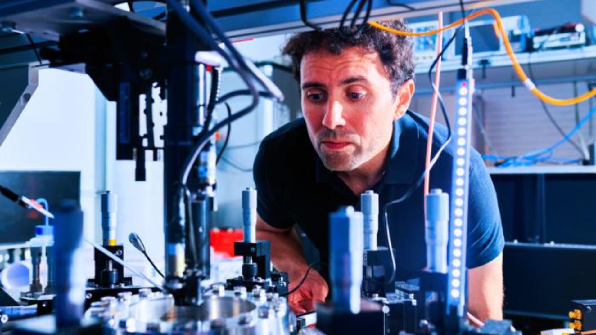 'Forever' vibrating strings can swing 100,000 times/sec for 100 yrs