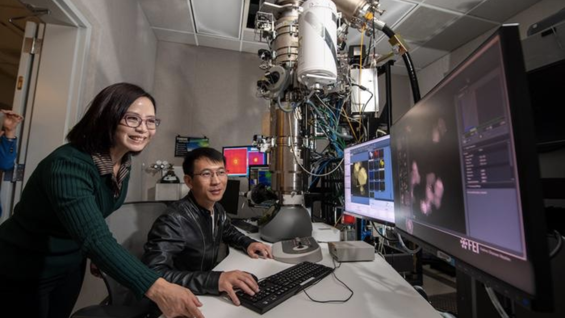 Device to view electrochemical processes at an atomic scale developed