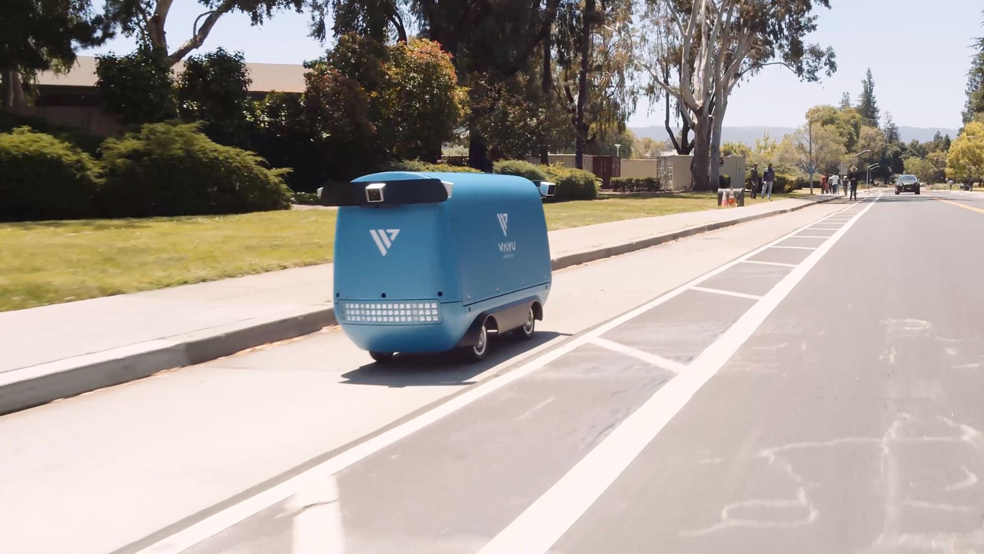 World’s 1st self-navigating robot can deliver 100 pounds at 20 mph