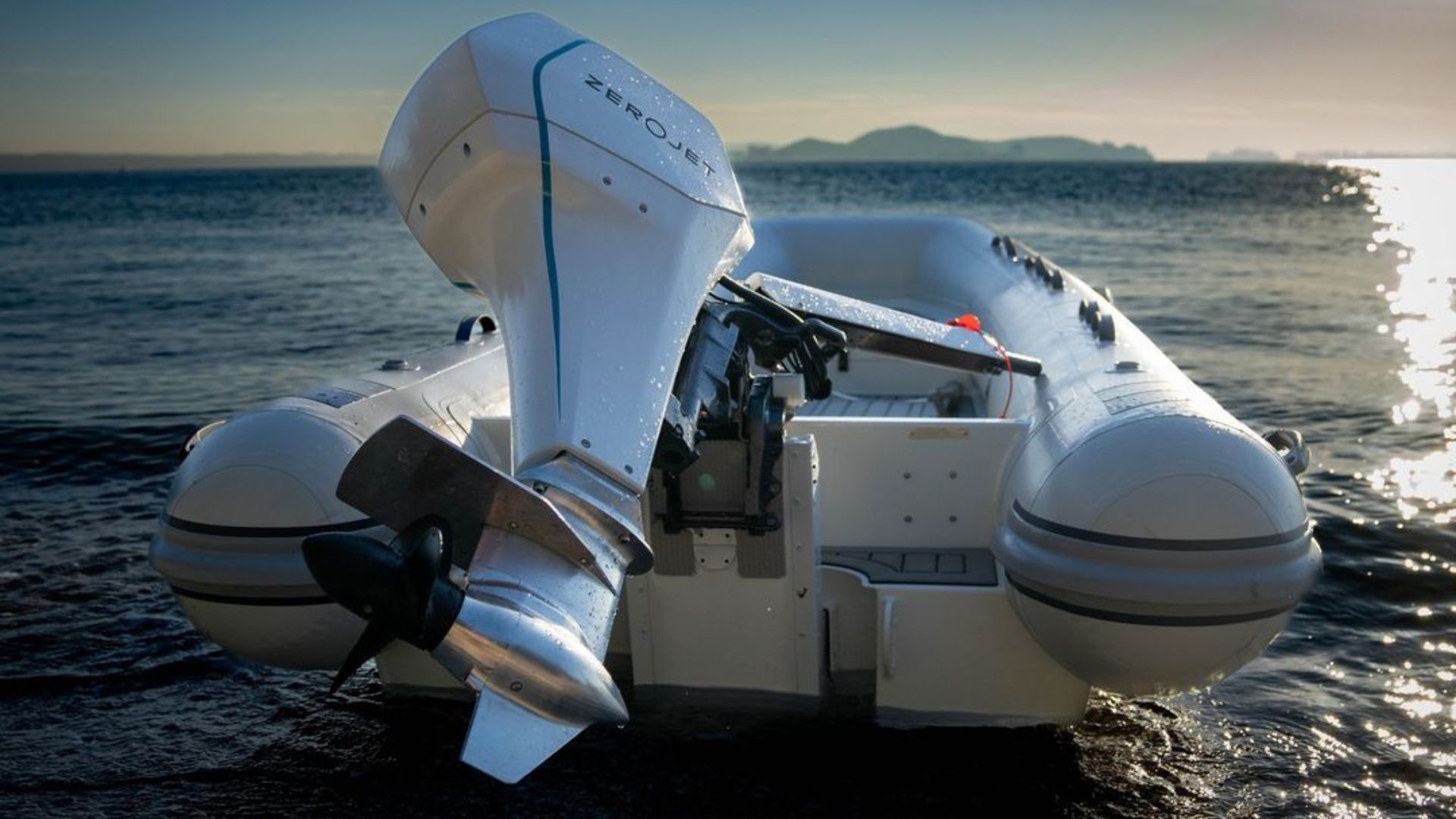 Photos: ZeroJet’s outboard redefines electric marine propulsion