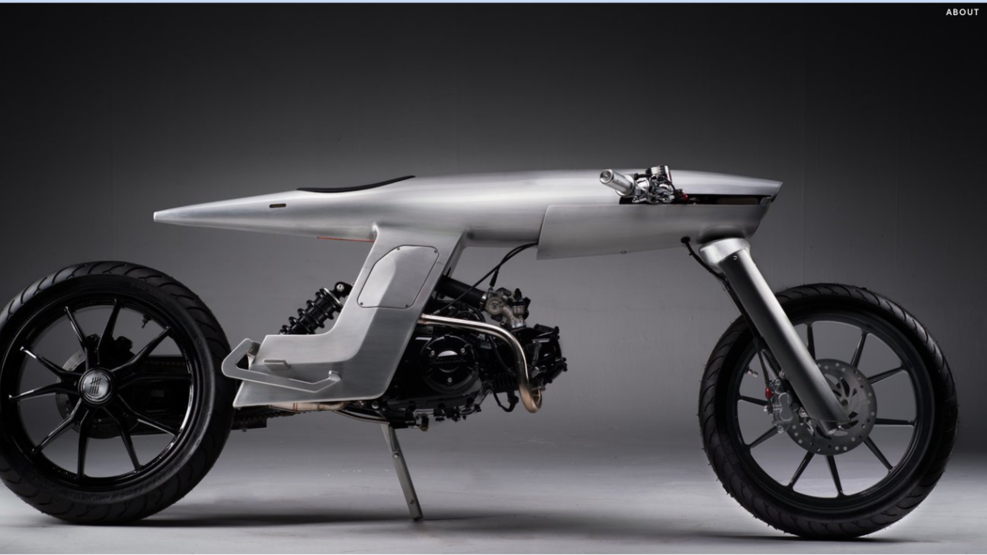 Photos: Bandit9’s motorcycle that looks like a rifle bullet hits 68 mph
