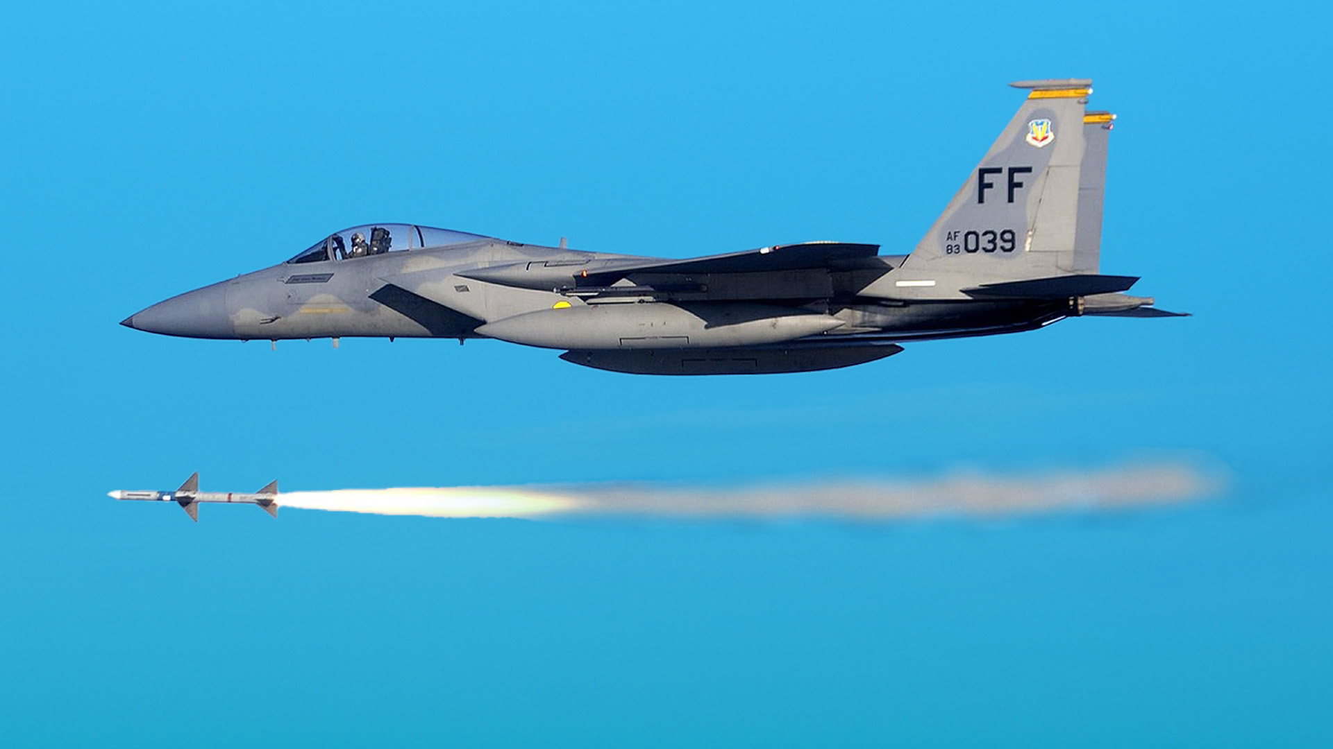 Why is the F-15 still considered a masterpiece of air combat?