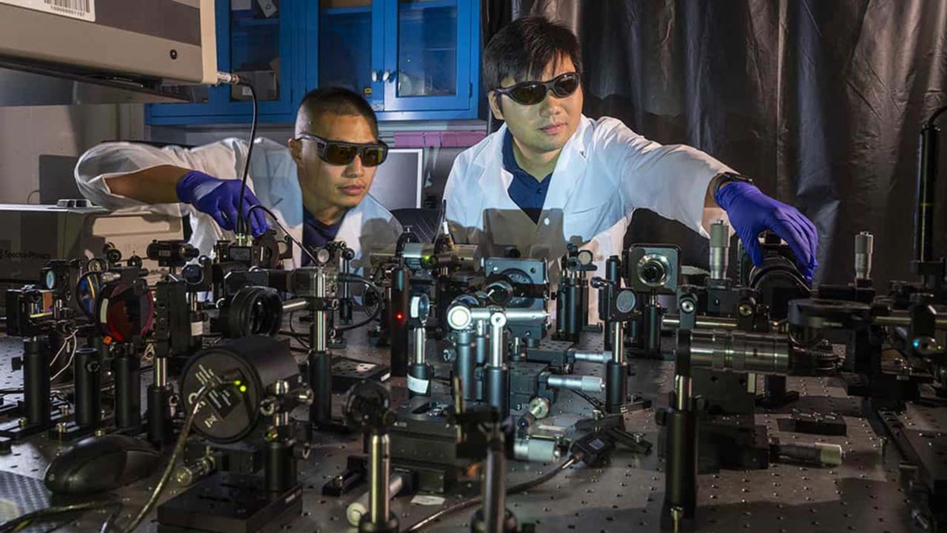 Microgravity sensors aim to spot cancer in a single drop of blood