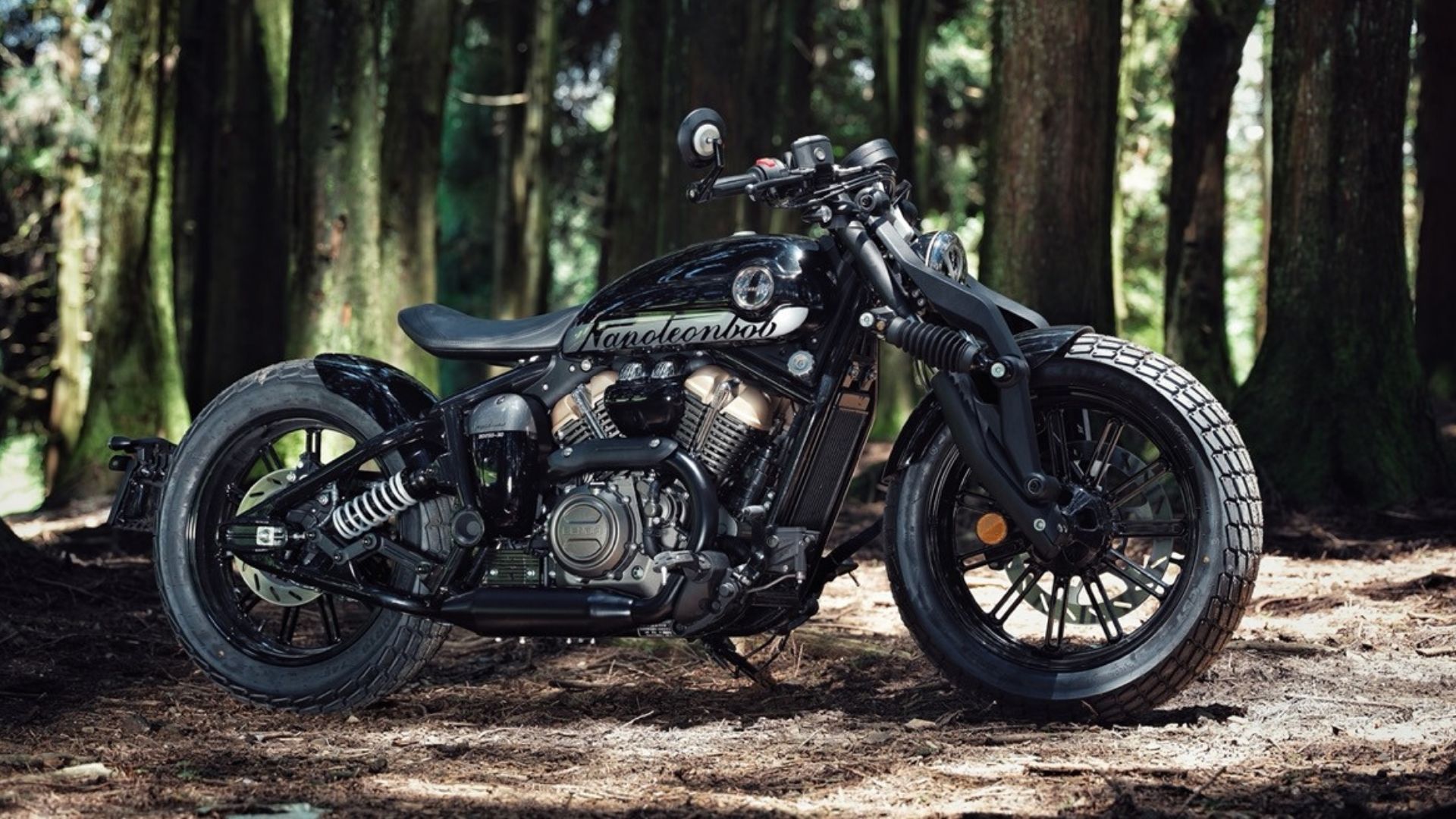 Benda's 75 mph speeding Napoleonbob 250 bobber redefines raw power