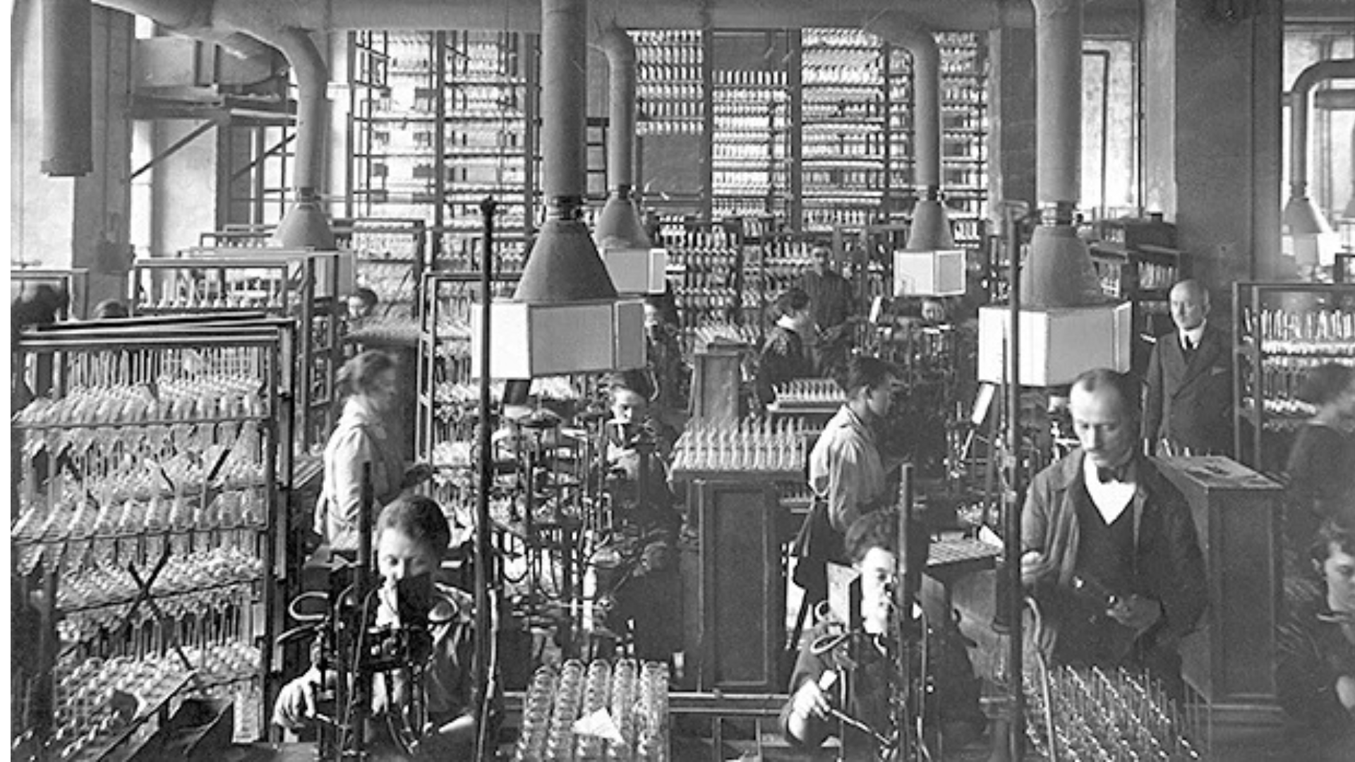 A never-ending bulb sheds light on our disposable tech mindset