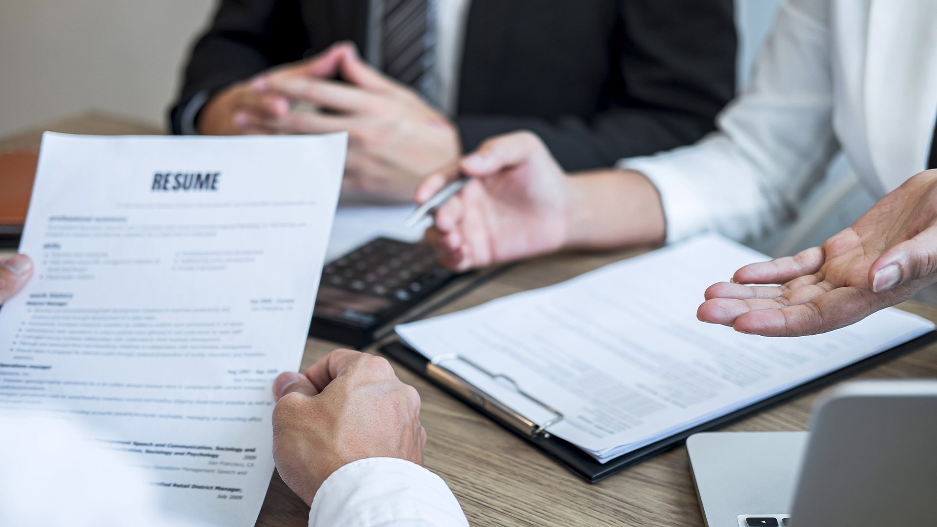 How to get noticed in a crowded job market – Advice from a leading CEO