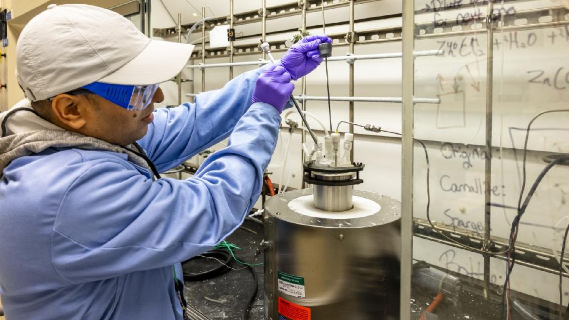 US scientists' new method converts coal to graphite for EV batteries