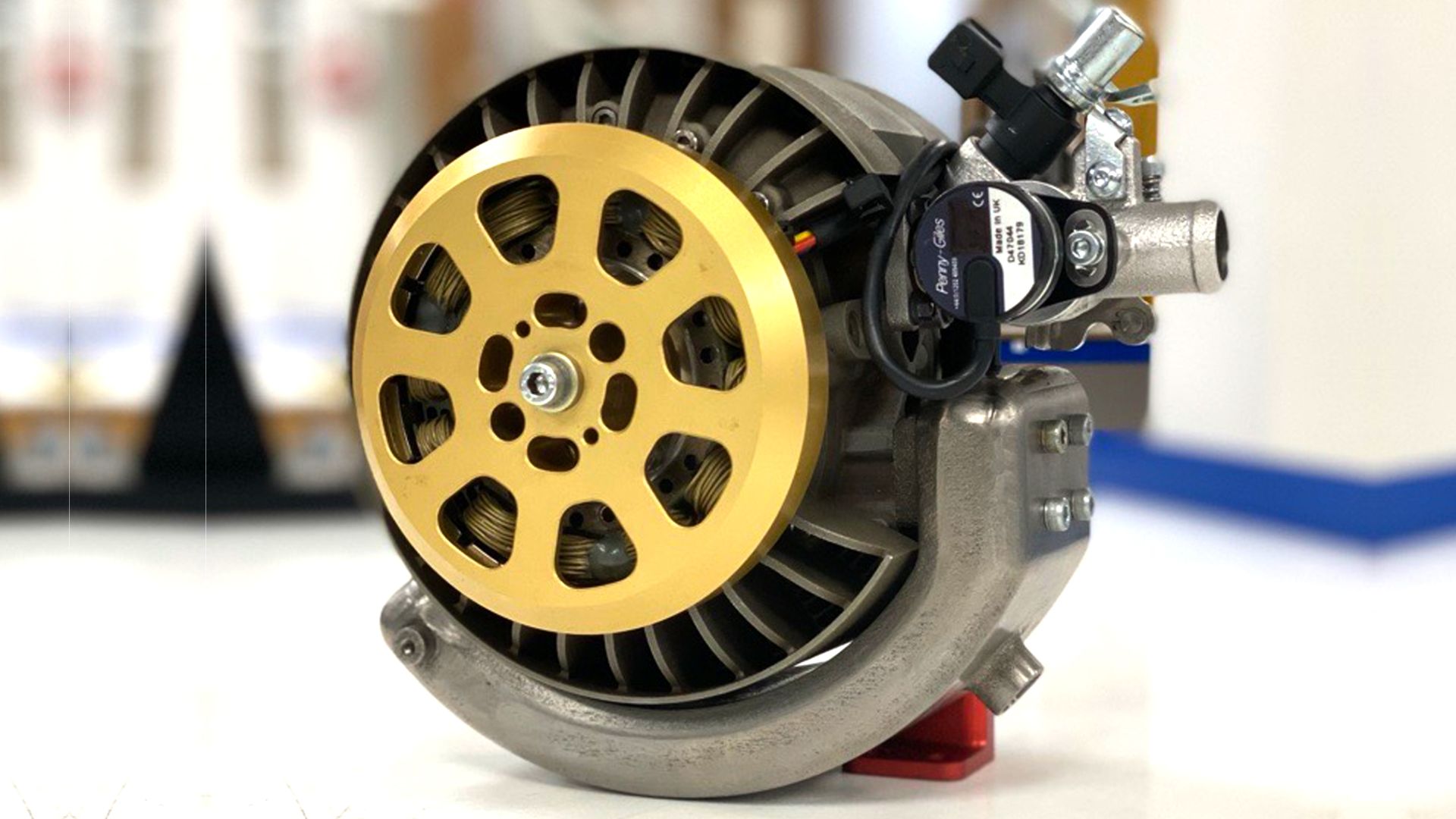 Tiny 4-lb Wankel engine packs a 5 hp punch for drones and robots