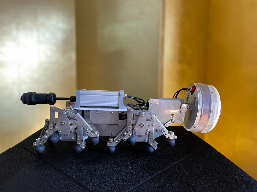 Japan unveils caterpillar-like pipe robot for repair and inspection