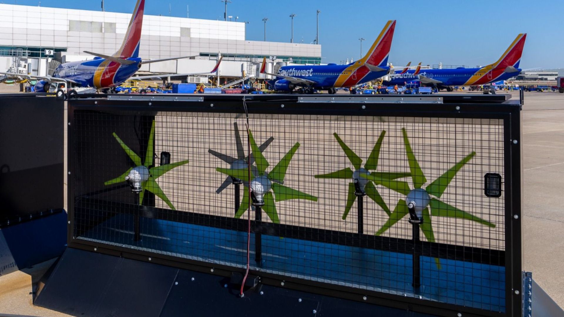 US airport installs world’s first pods that turn jet blast into power
