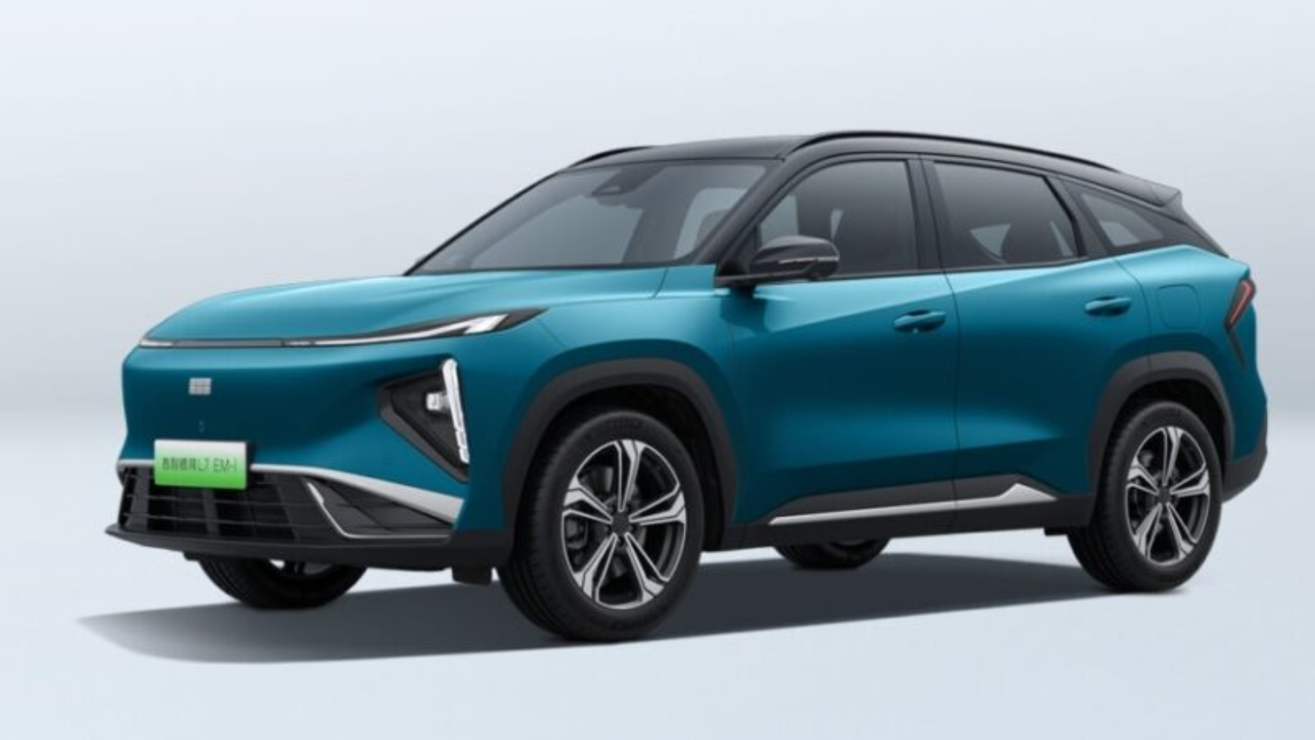 China's Geely unveils new hybrid EV with 770-mile range, smart cockpit