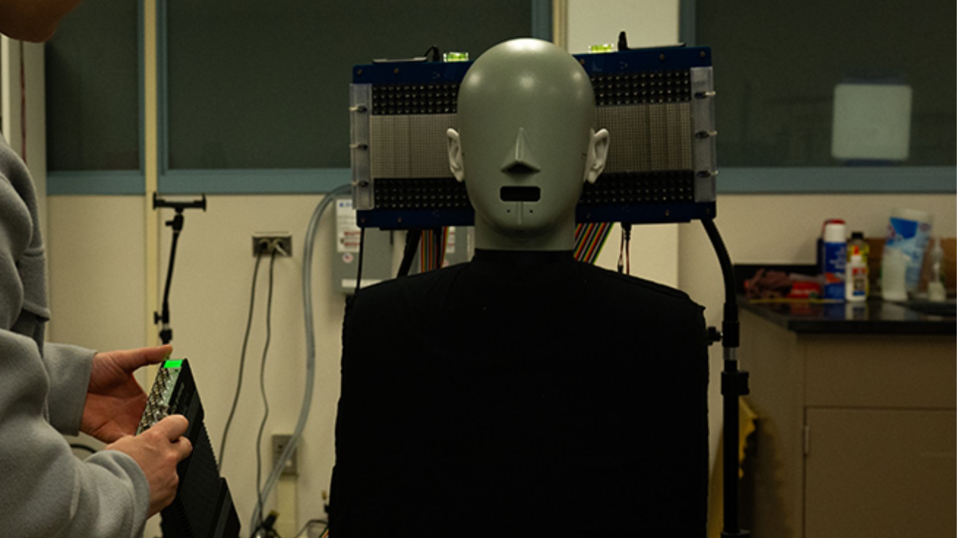 US tech lets you enjoy music without earphones, others hear nothing