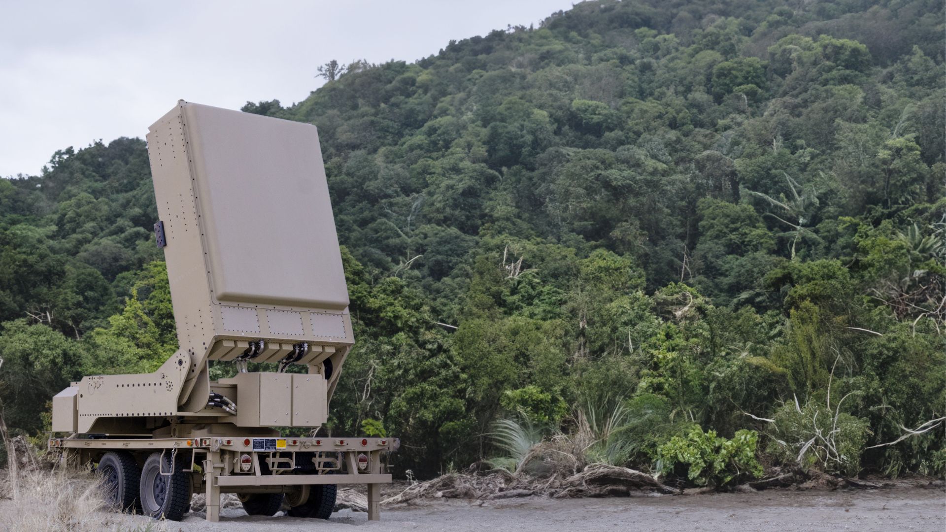 Watch US microwave weapon fry drone swarms, boat engines in 1 shot