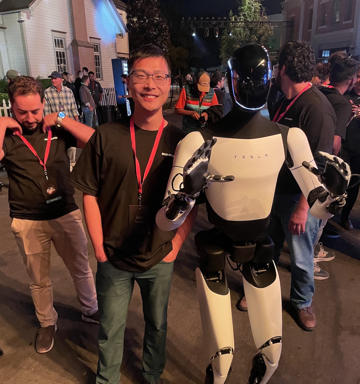 Ex-Tesla Optimus engineer launches start-up in China to build robots