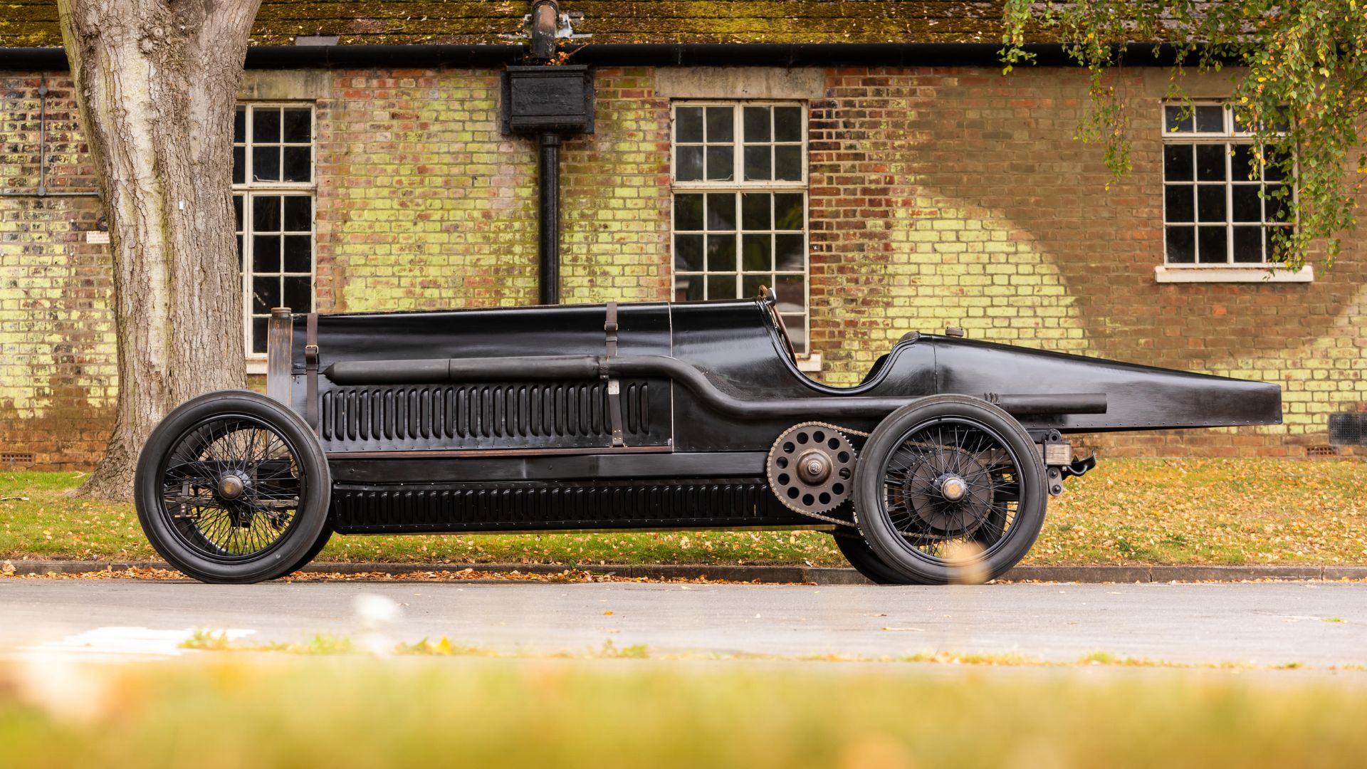 Rare restored masterpiece 1924 Bugatti-Diatto Avio 8C makes auction debut