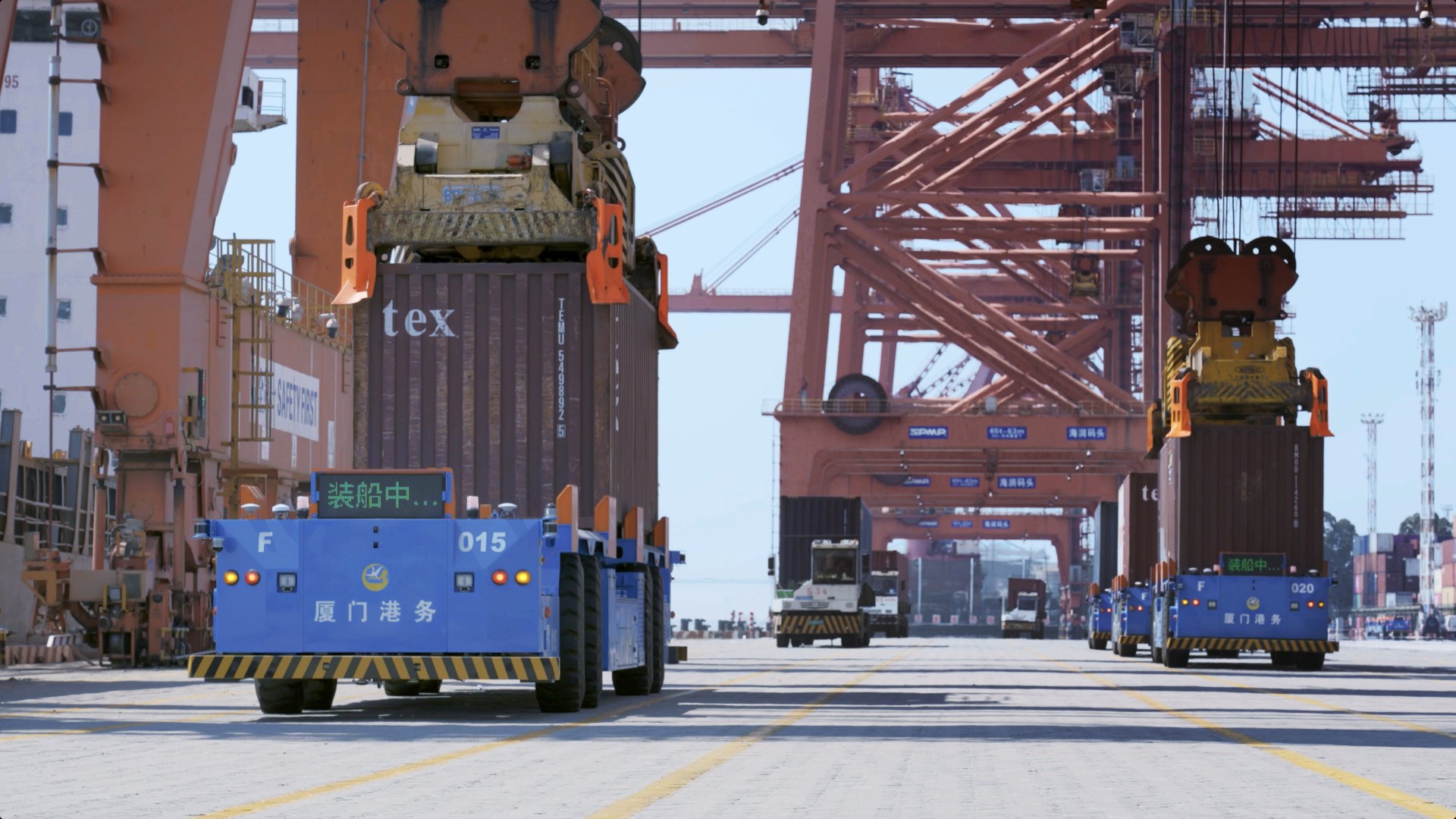 China's autonomous trucks are powering the next generation of smart ports