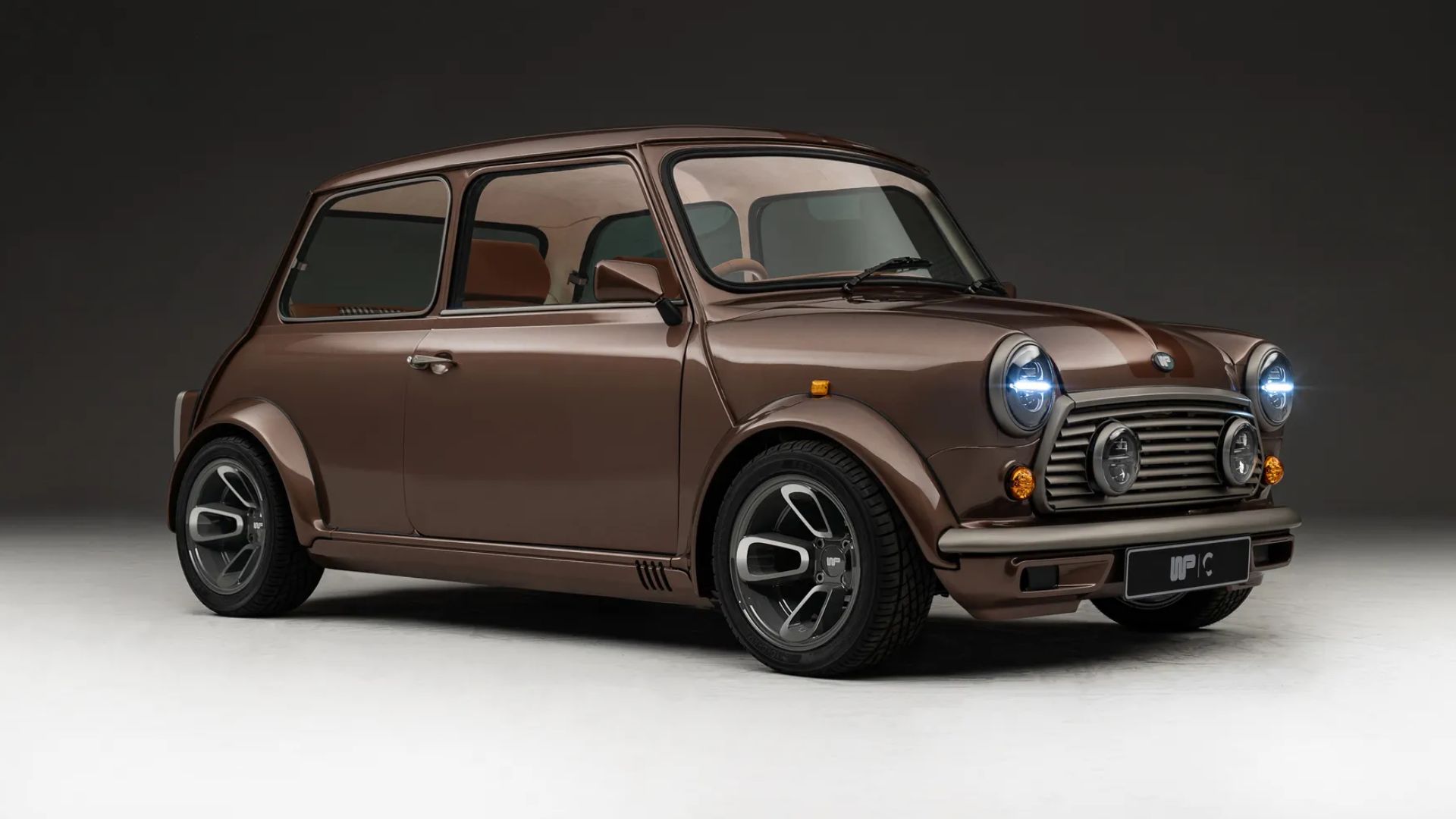 Photos: This hand-built Mini with 110 hp delivers exclusive classic charm
