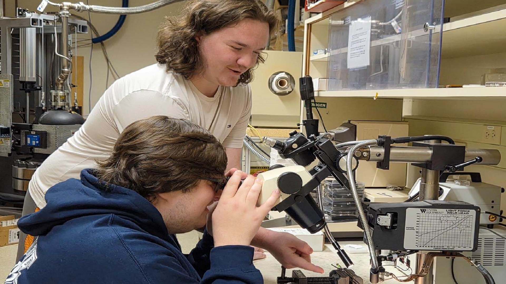 New microsensors for nuclear reactors can endure 1,832°F, radiation