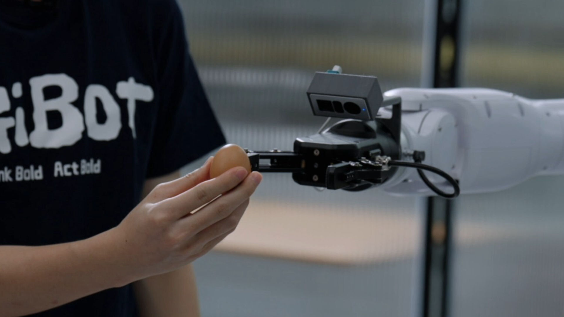 Agibot unveils world-first humanoid robot with cross-shaped wrist arm