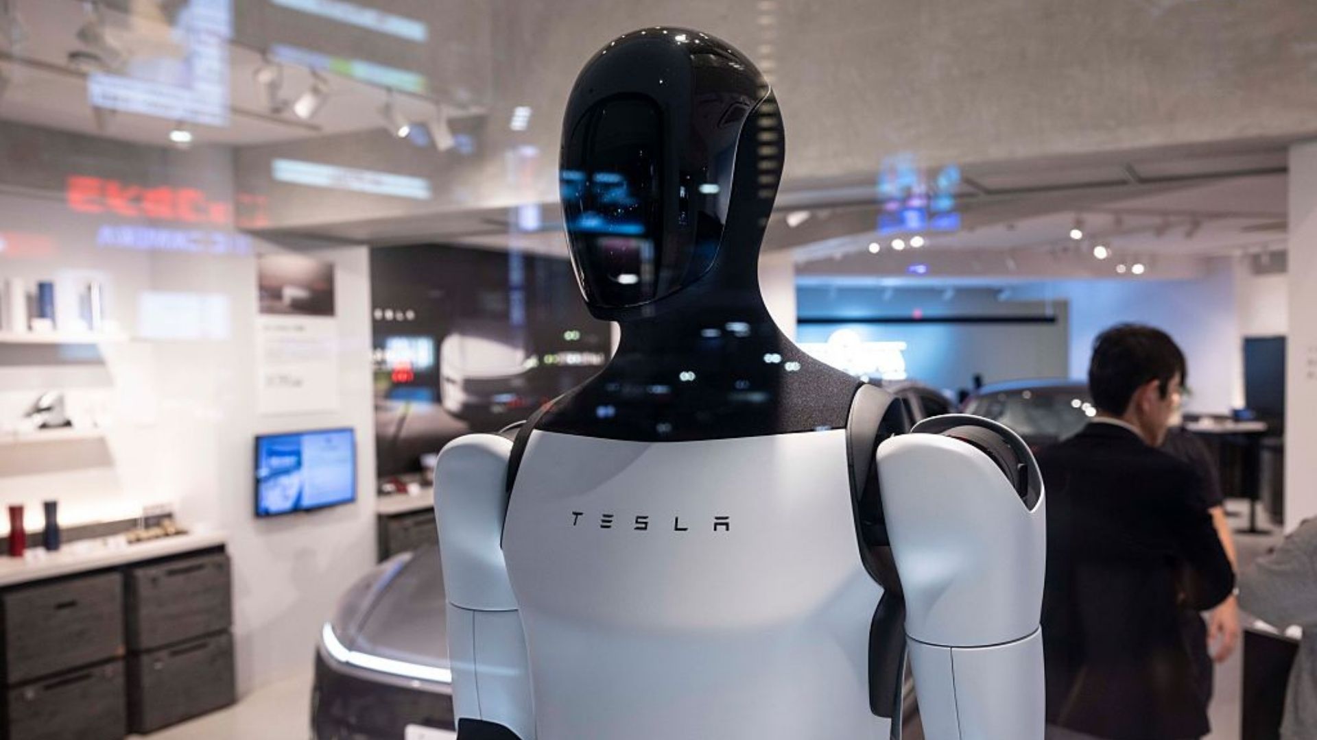 7 'secrets' that make humanoid robots think, walk and work like humans