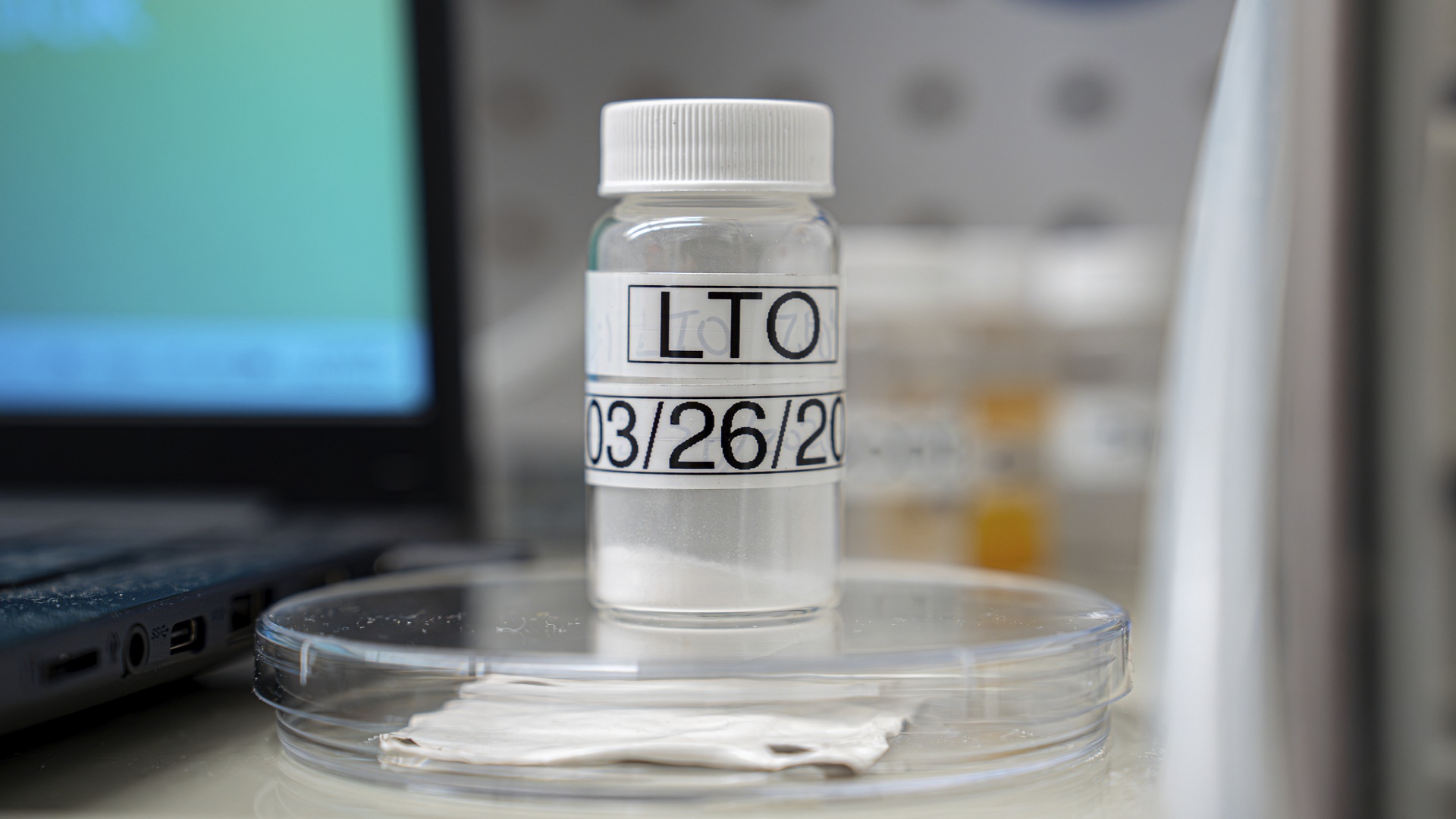 Membrane extracts lithium from brines faster, cleaner for batteries