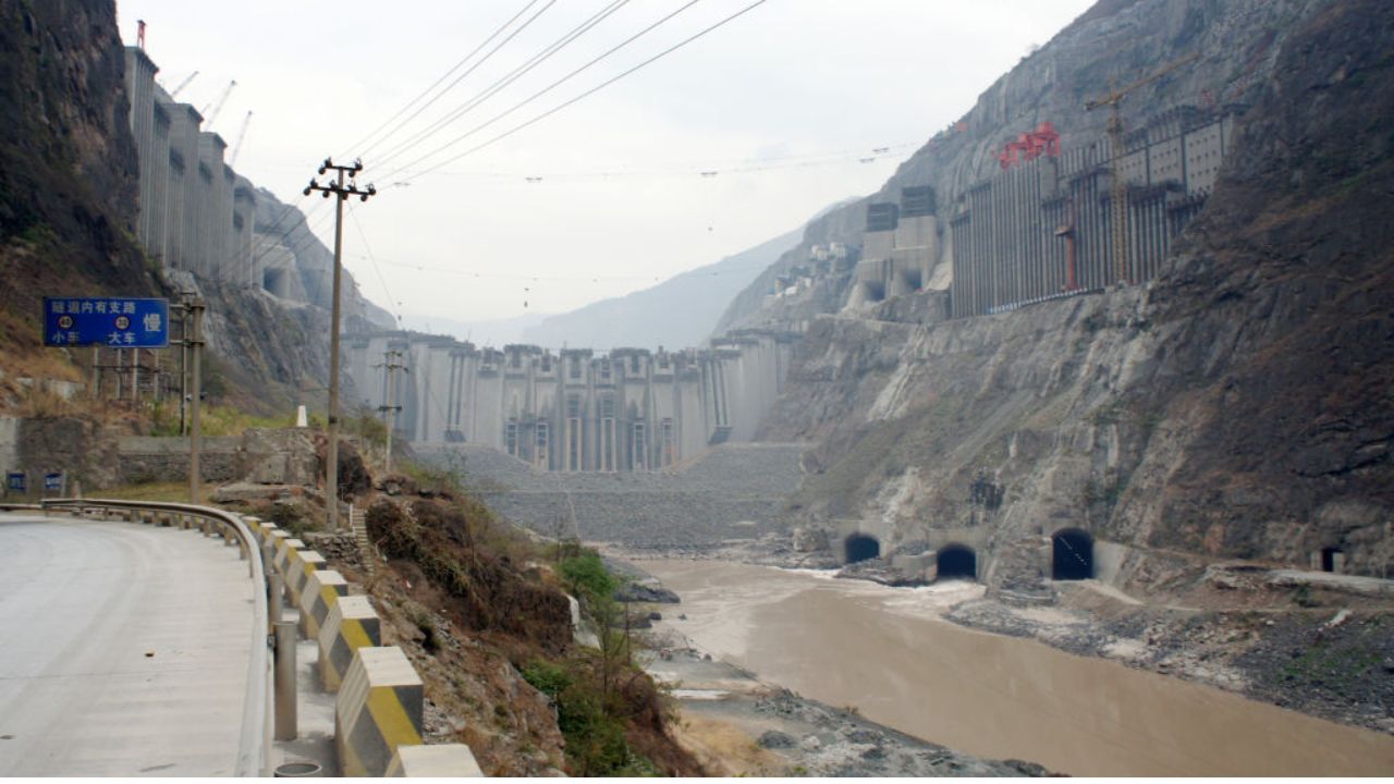 10 largest dams in the world and their incredible engineering feats