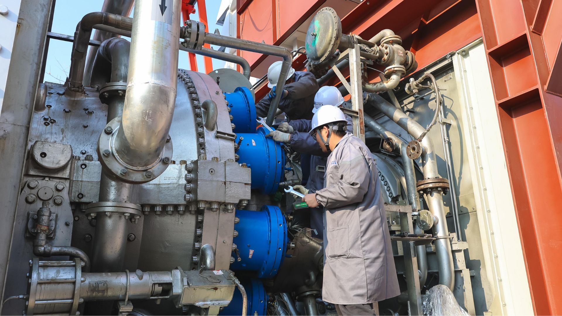 Jupiter I: World's first 30-MW pure hydrogen gas turbine goes live in China