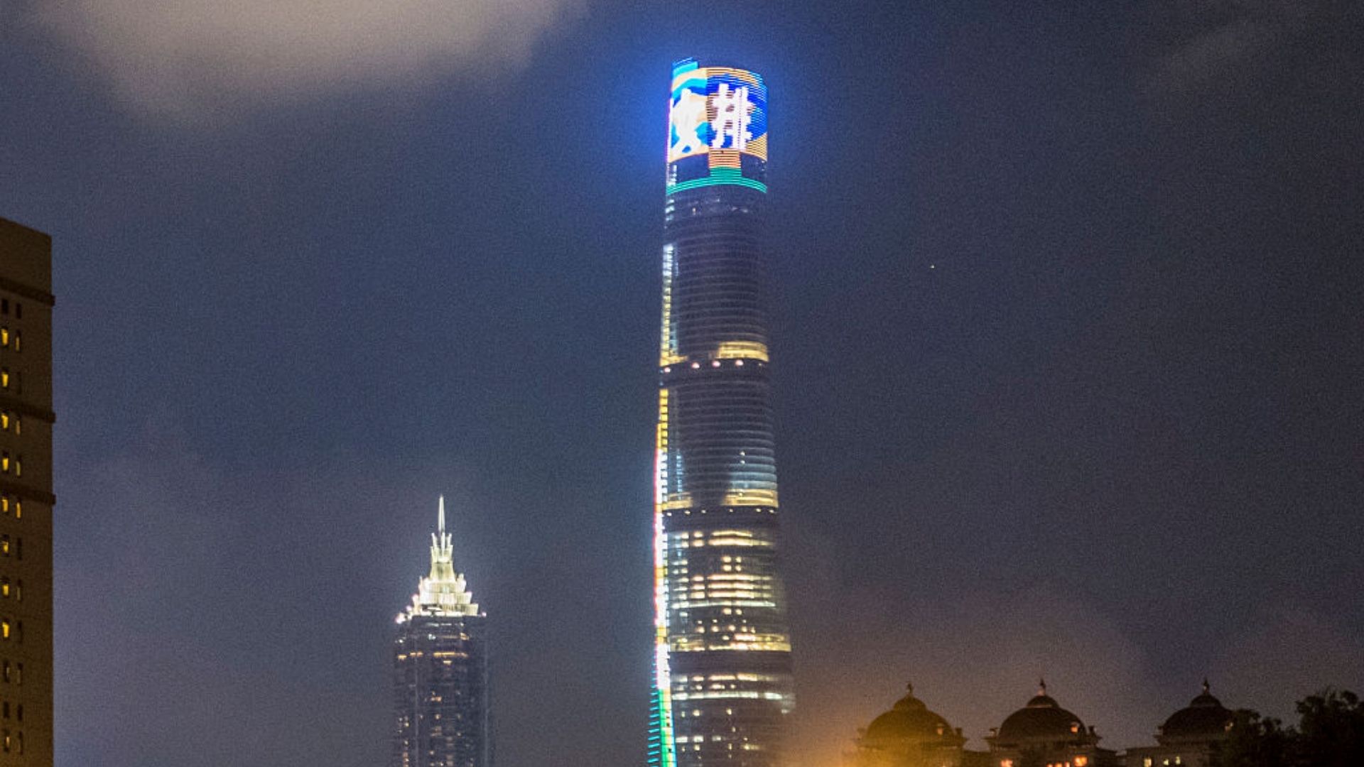 7 tallest skyscrapers in the world and the engineering behind them