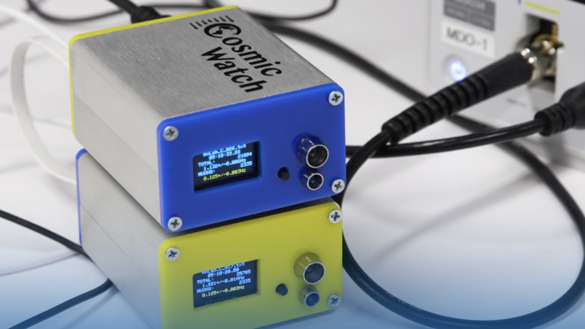 Handheld device democratizes study of cosmic particles from supernovae