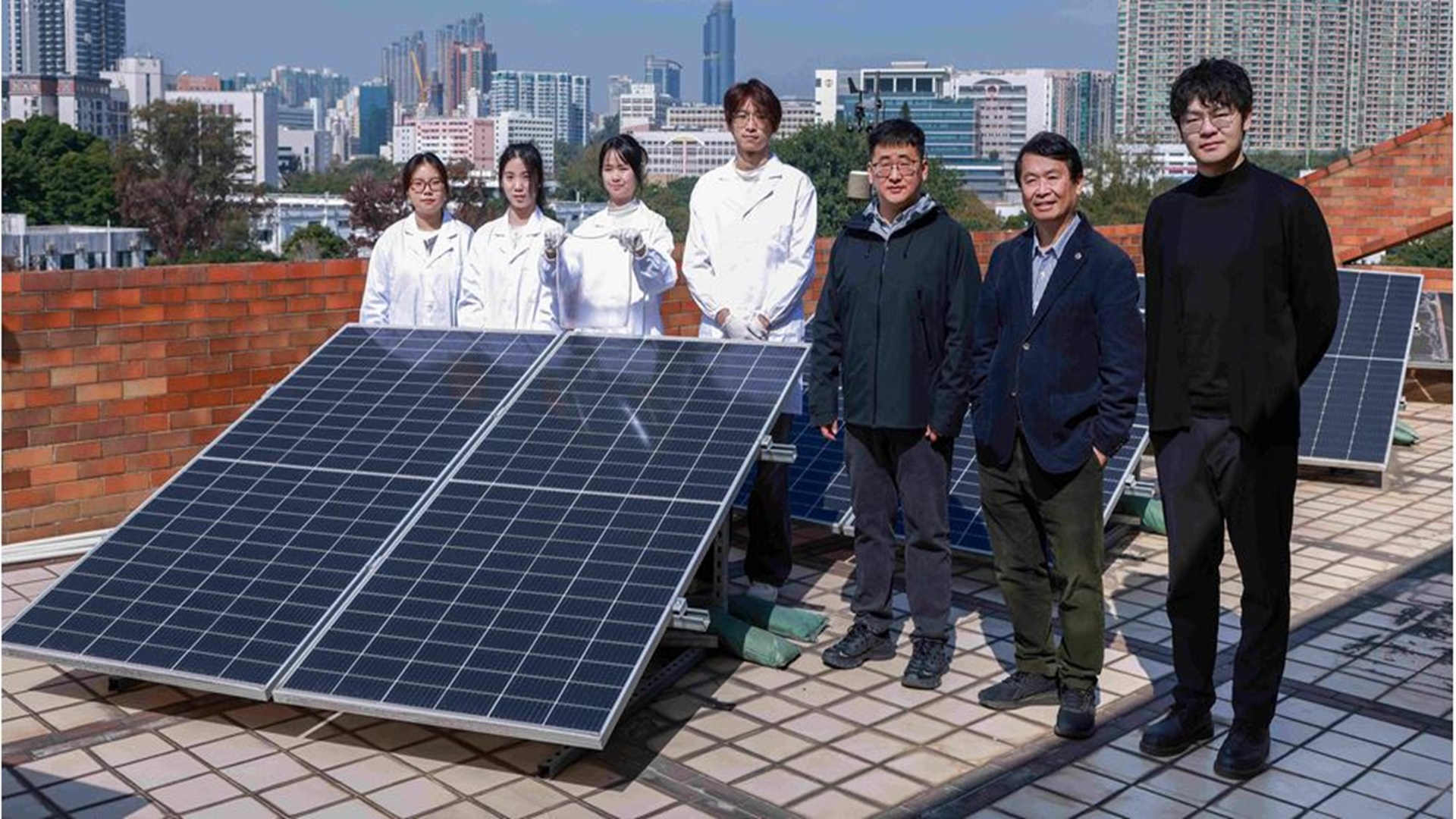 Hydrogel coating slashes solar panel heat by 29°F, boosts power by 13%