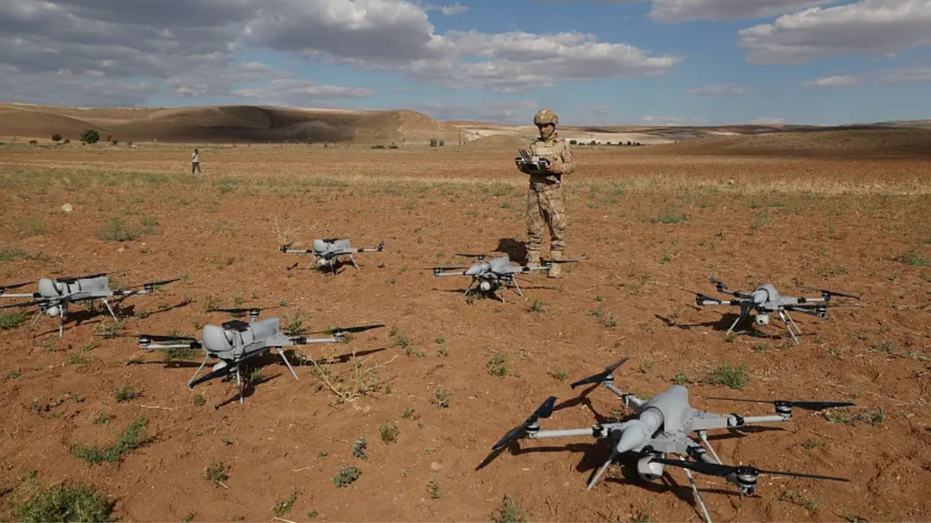 10 drone swarms reshaping modern air warfare and military strategy