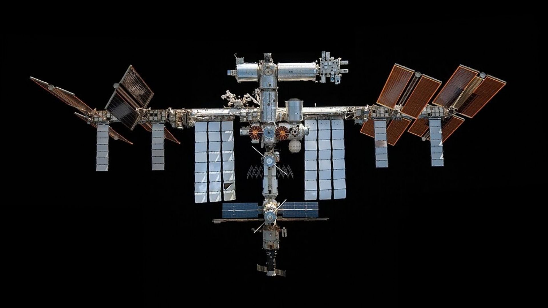 Top 10 most expensive technological achievements in human history