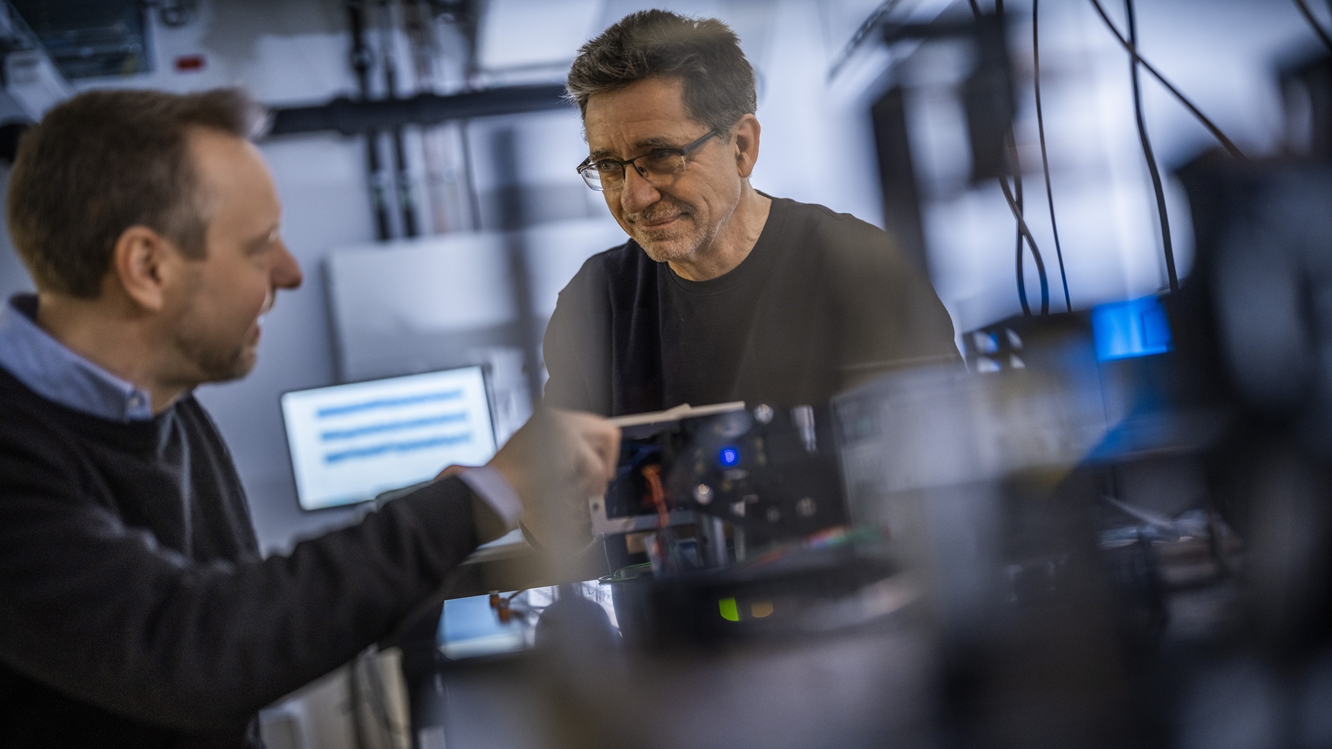 Scientists develop gallium nitride microLED system for energy-efficient ...