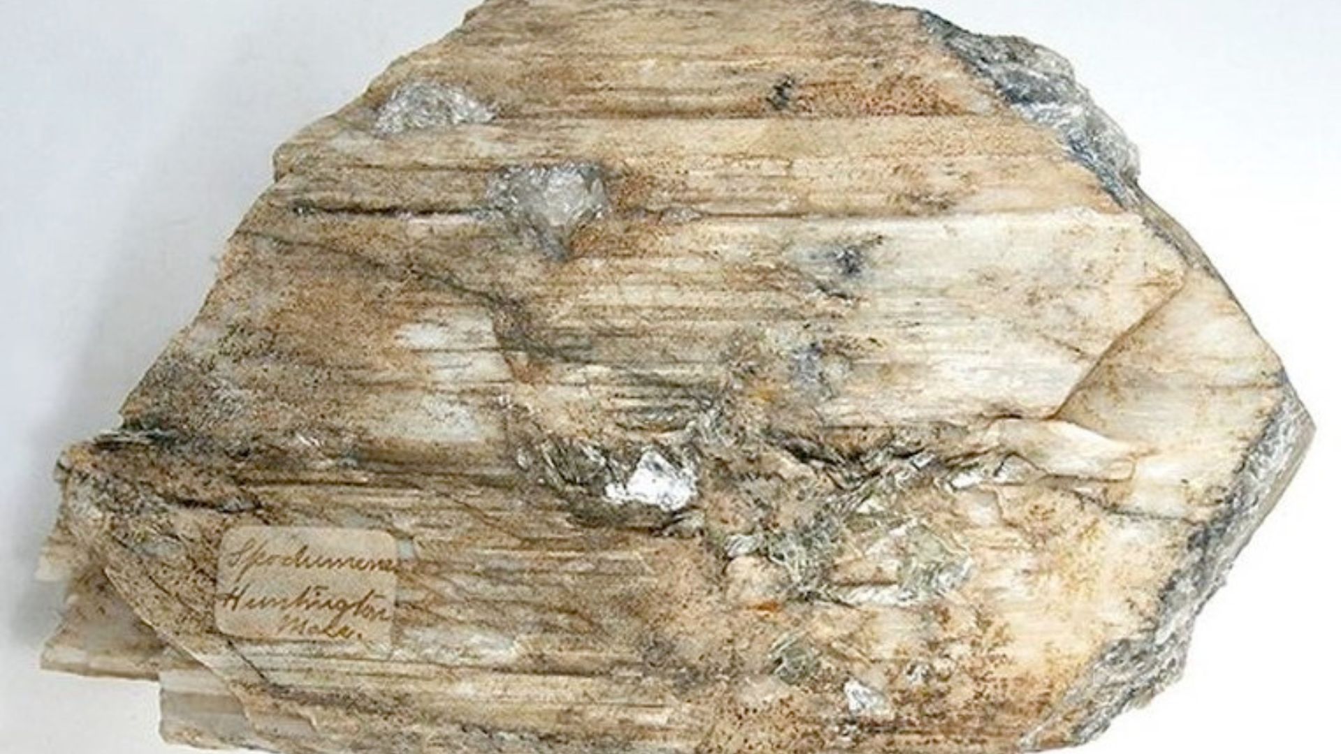 MIT's new method can extract lithium from hard rock at room temperature