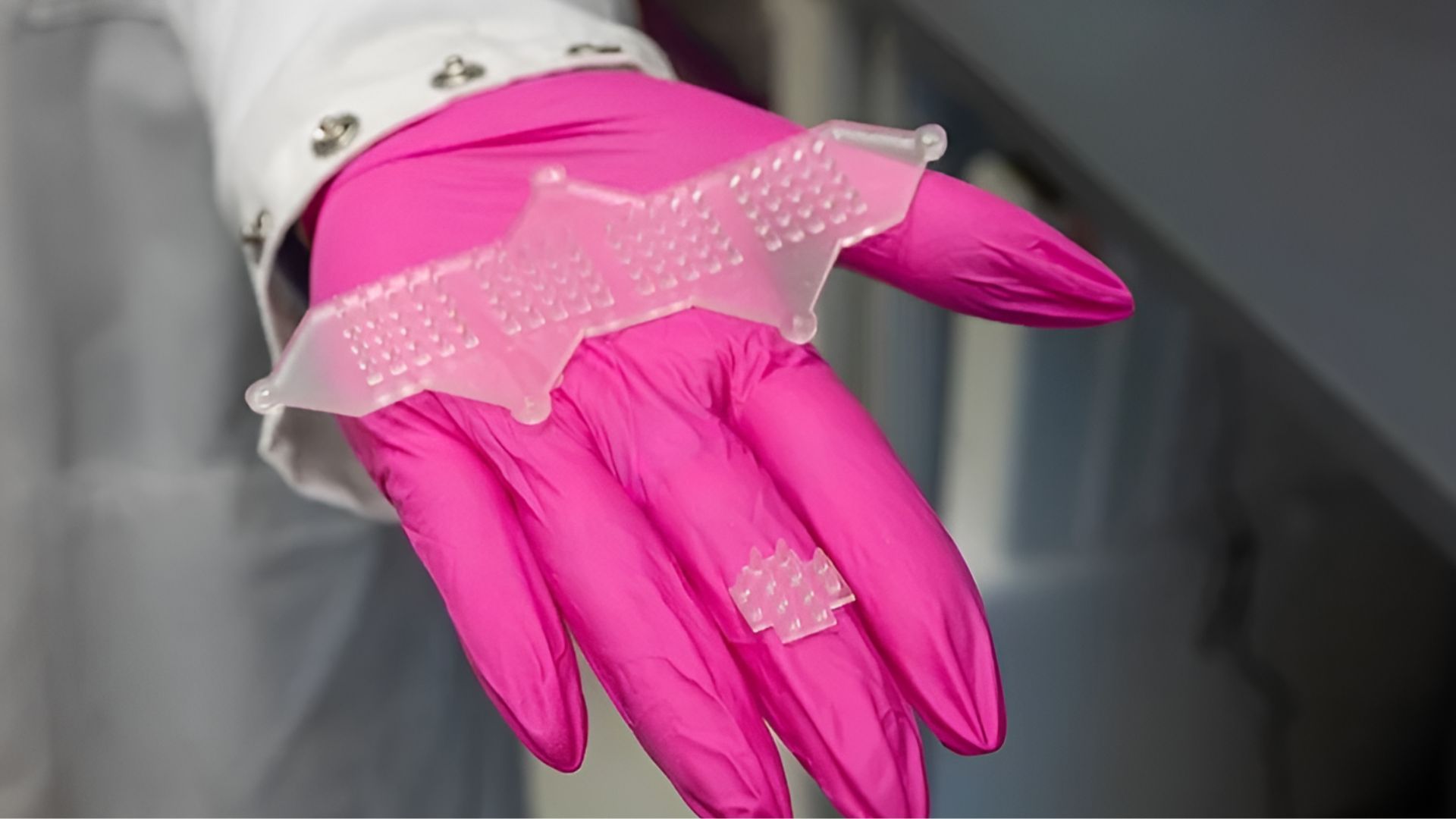 New 'living bandage' delivers healing proteins directly into wounds