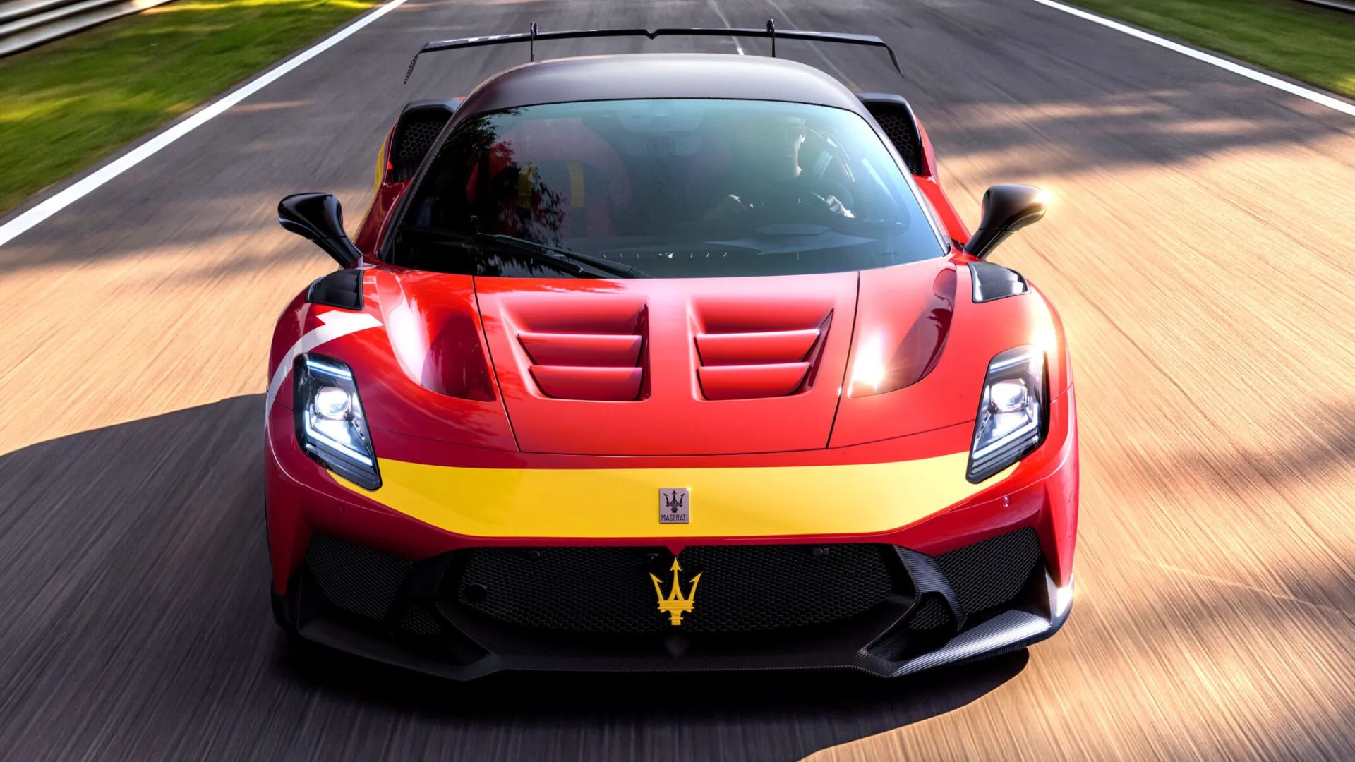 Maserati GT2 Stradale gets F1-inspired championship race colors